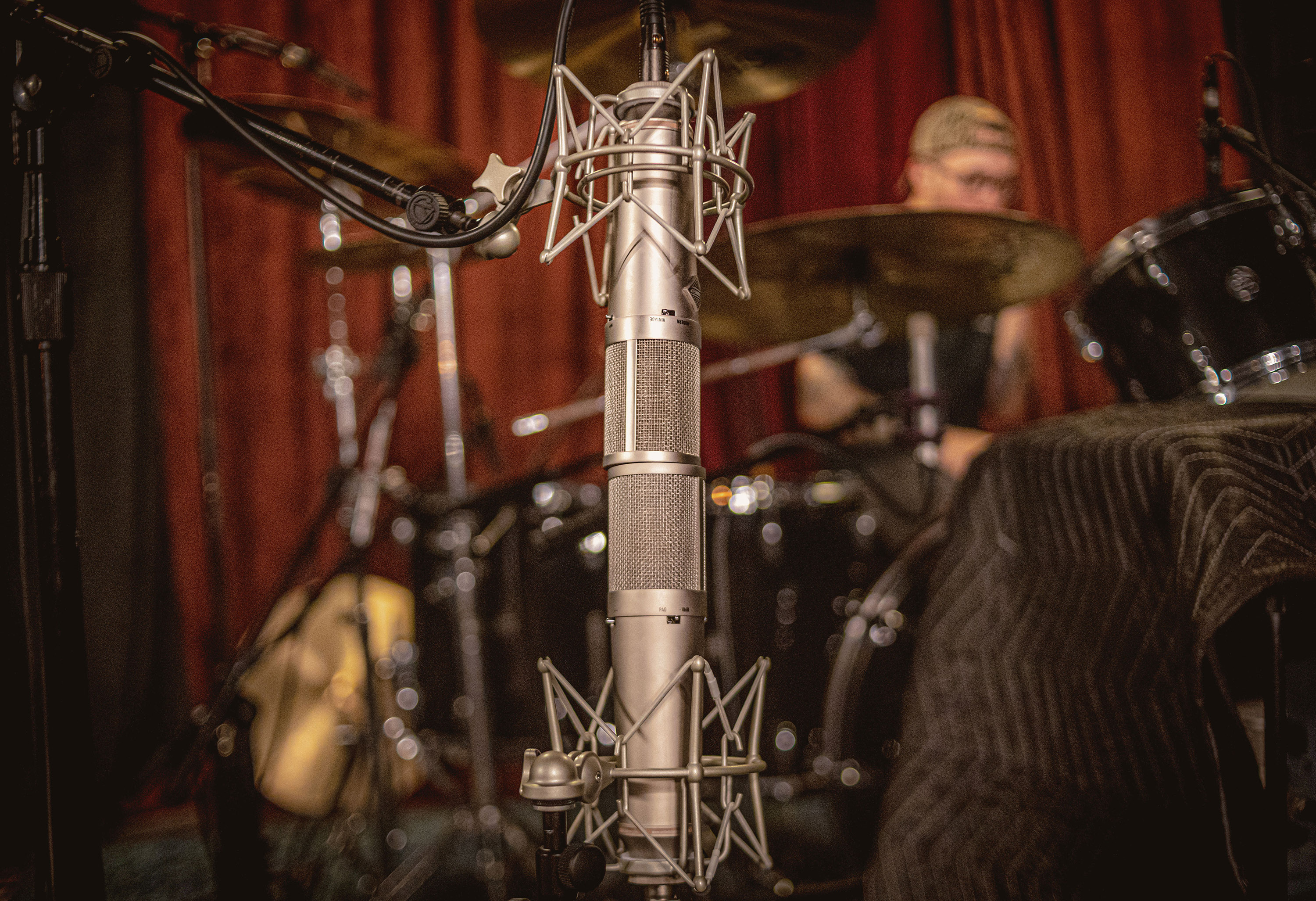 How to use mid-side microphone technique | United Studio Technologies